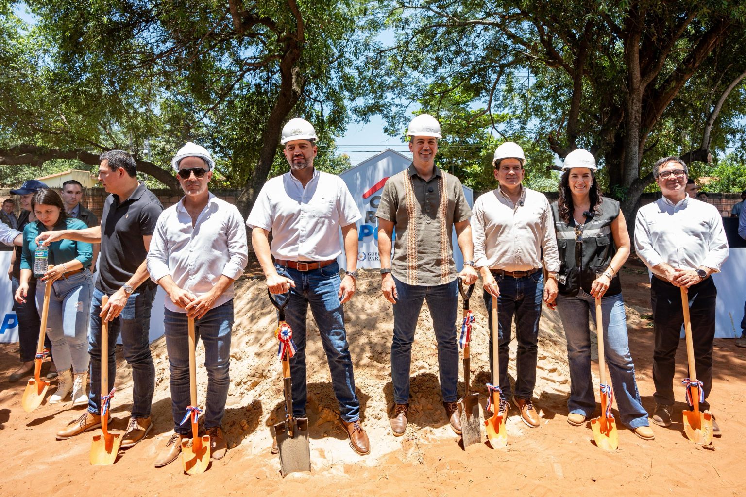 Che Róga Porã inicia la construcción de 40 nuevas viviendas en Luque ...