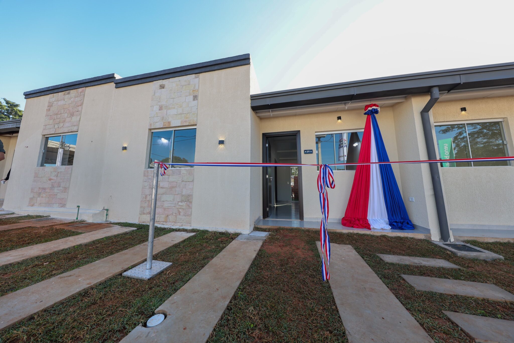 El Gobierno celebra un año de Che Róga Porã 2.0 inaugurando viviendas ...